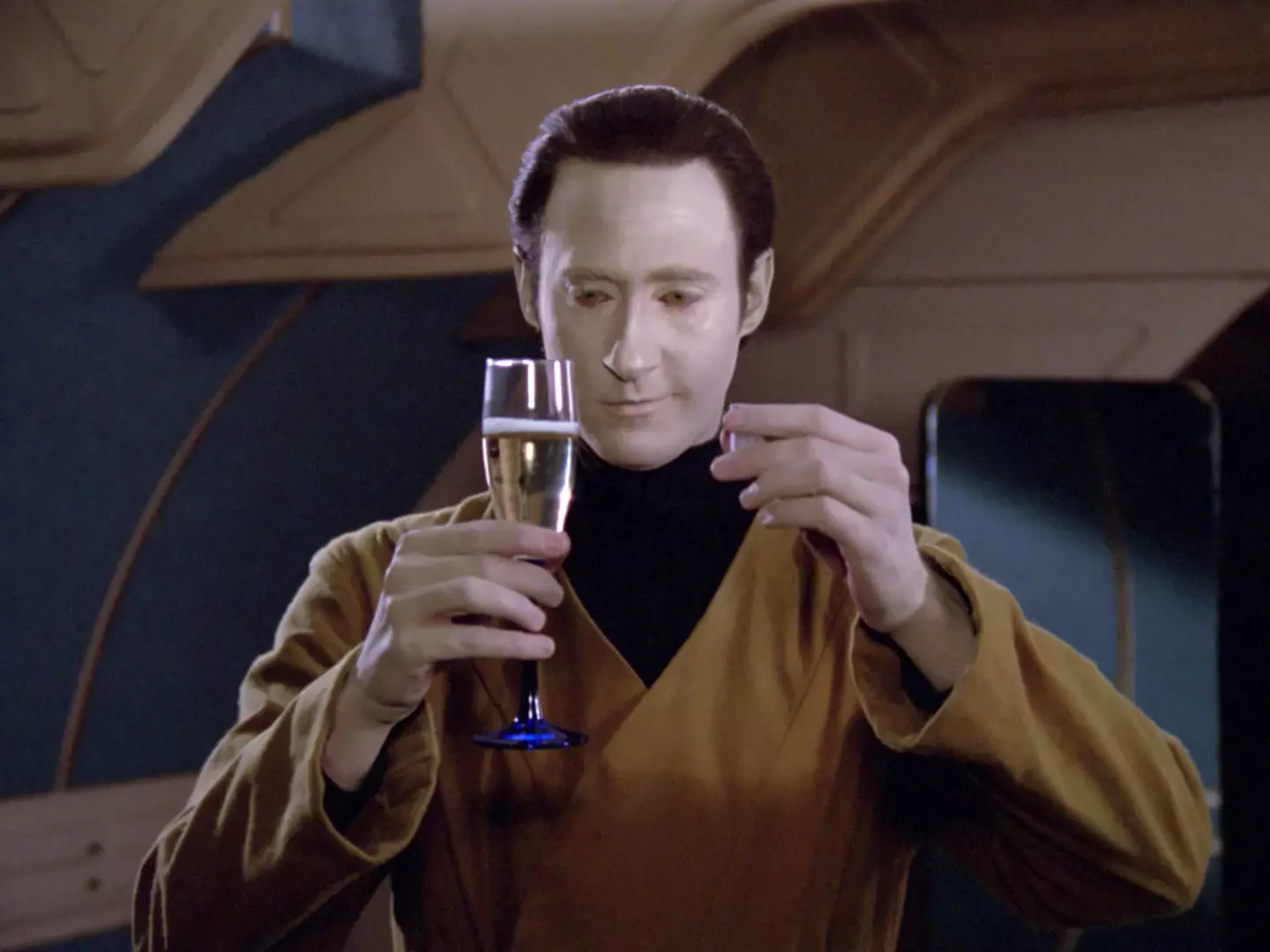 Ụzọ atọ data ọjọọ nwanne Lore nwere ike imebi Star Trek: Picard Party