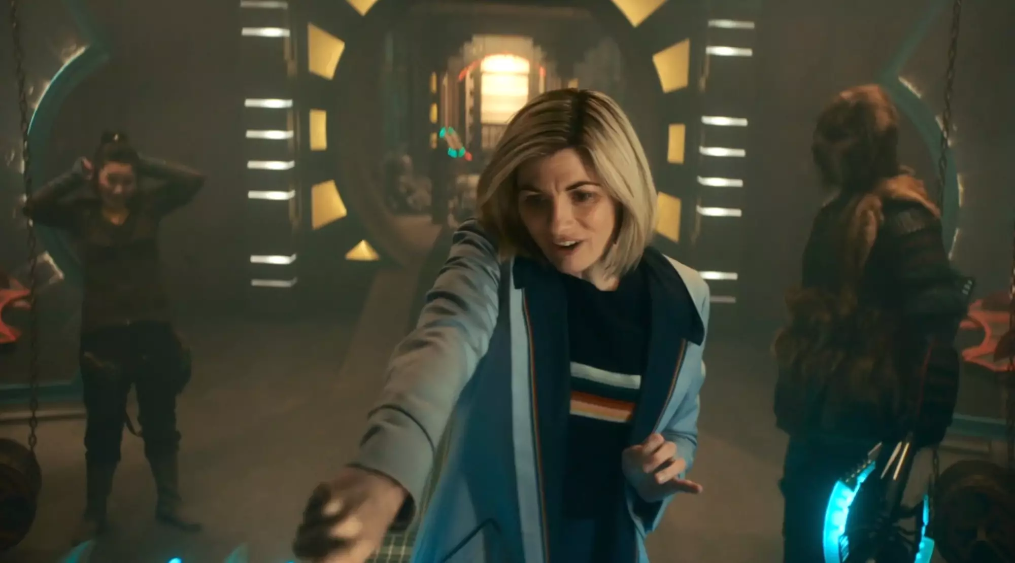 Doctor Who yn Darganfod Ateb i'r Fflwcs yn 