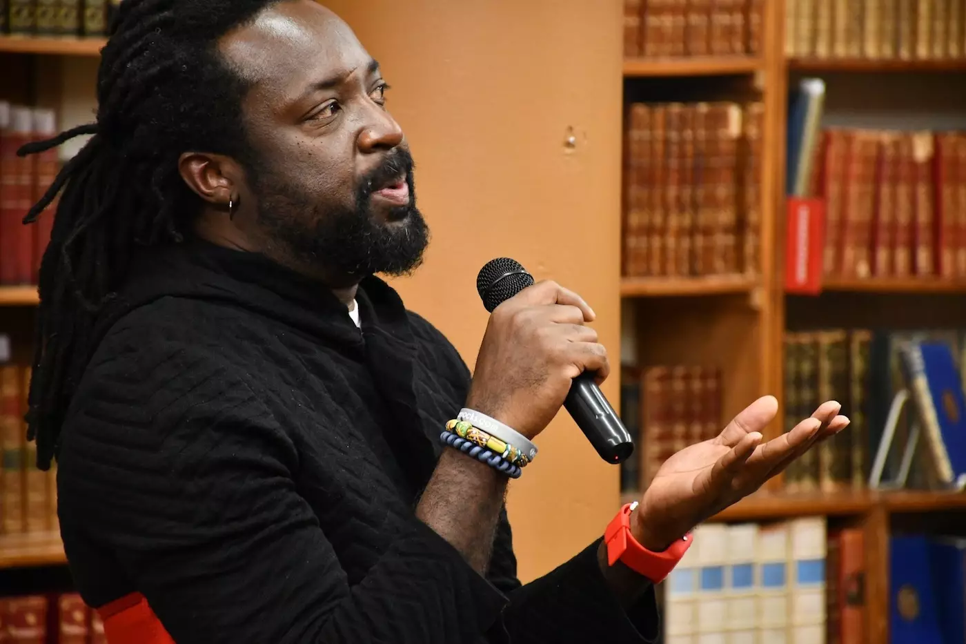 Se Marlon James och Tochi Onyebuchi intervjua varandra om ... Nästan allt 10837_3