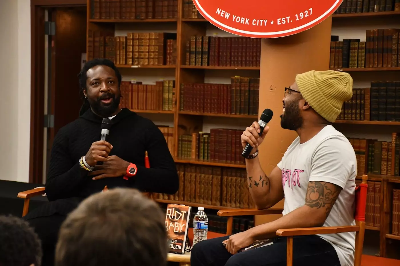 Xem Marlon James và Tochi Onyebuchi phỏng vấn nhau về… Hầu hết mọi thứ 10837_5