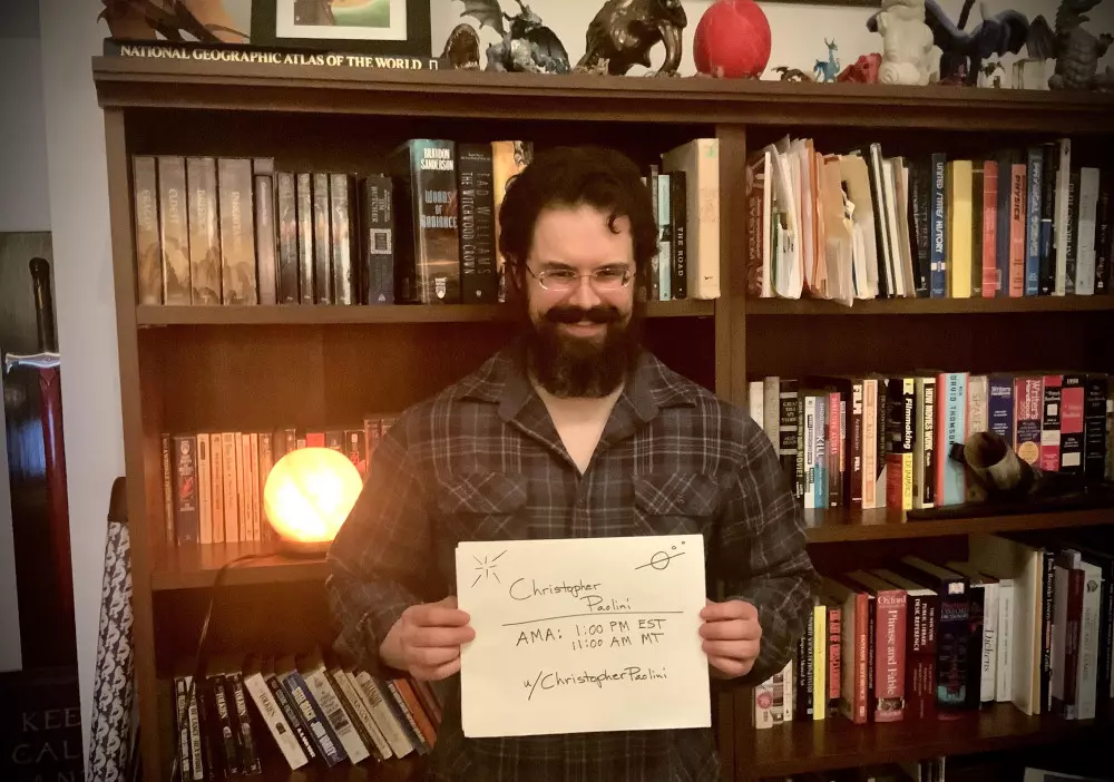 Kristofer Paolini Reddit AMA-da täze kitaby we şol Eragon filmi barada gürleşýär