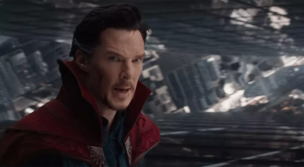 Glavni scenarist Lokija Michael Waldron pridružuje se Doctoru Strangeu u multiverzumu ludila