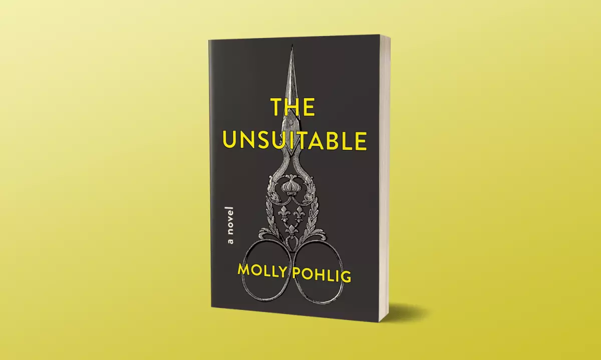 The Ghastly & Grotesque ใน The Unsuitable ของ Molly Pohlig