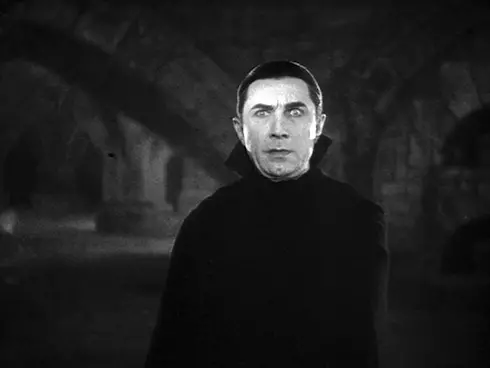 Karyn Kusama នឹងដឹកនាំការសម្របសម្រួលថ្មីរបស់ Dracula
