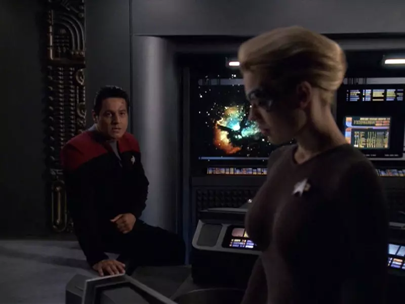 چولپان Trek: Voyager Rewatch: «ھايات قېلىش تۇيغۇسى» 1182_1