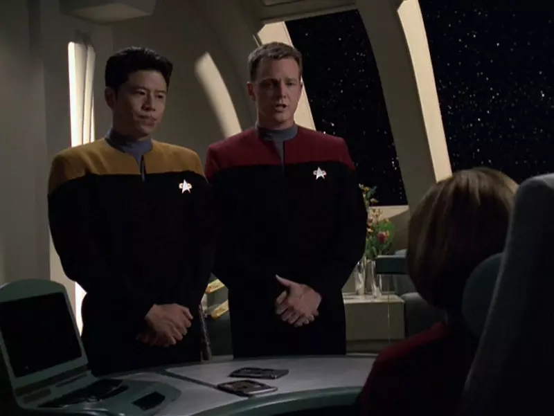Star Trek: Voyager Rewatch: «Інстинкт виживання» 1182_3