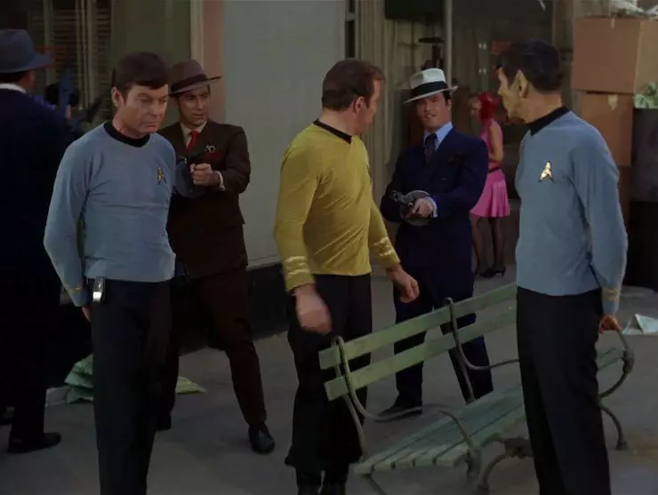 Star Trek, seria originală Revizionare: „O bucată din acțiune” 1184_1