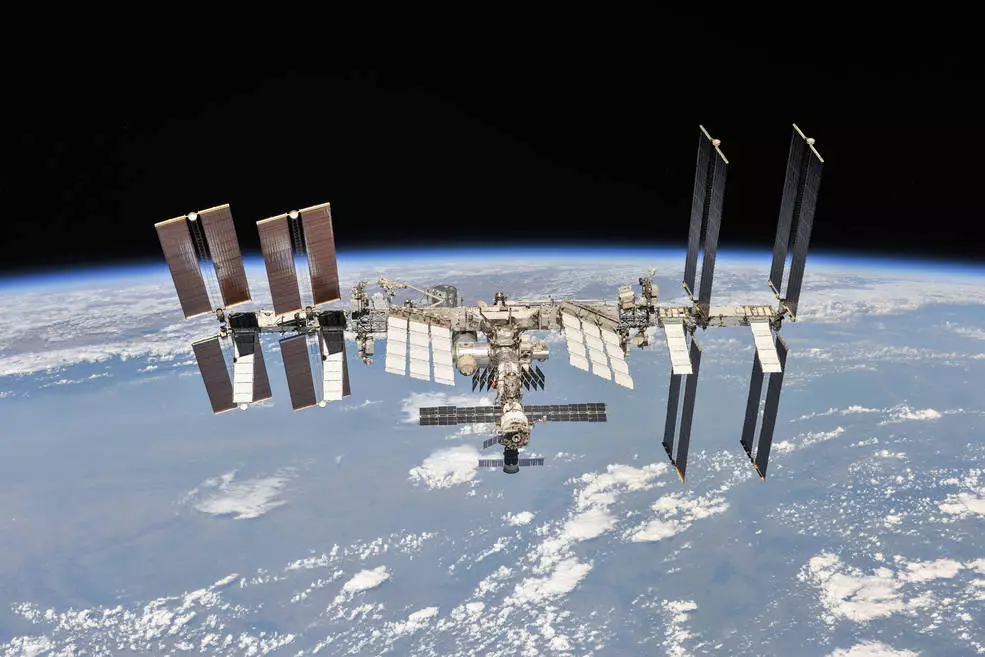 NASA potvrdila, že na ISS natáča film s Tomom Cruisom