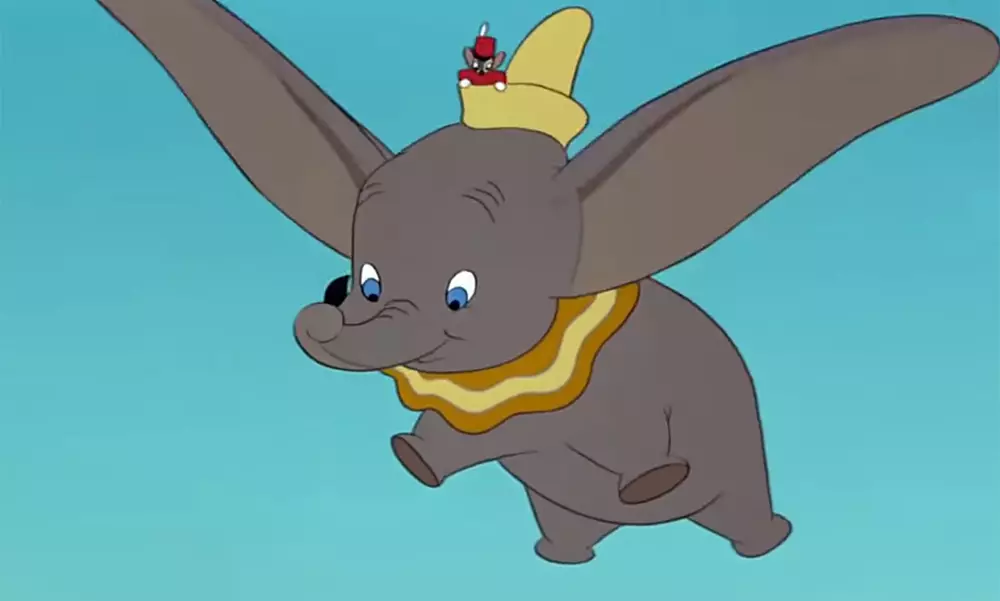 Ny Dumbo Classic Animated Disney dia kely tamin'ny tantara fa lehibe tao am-po