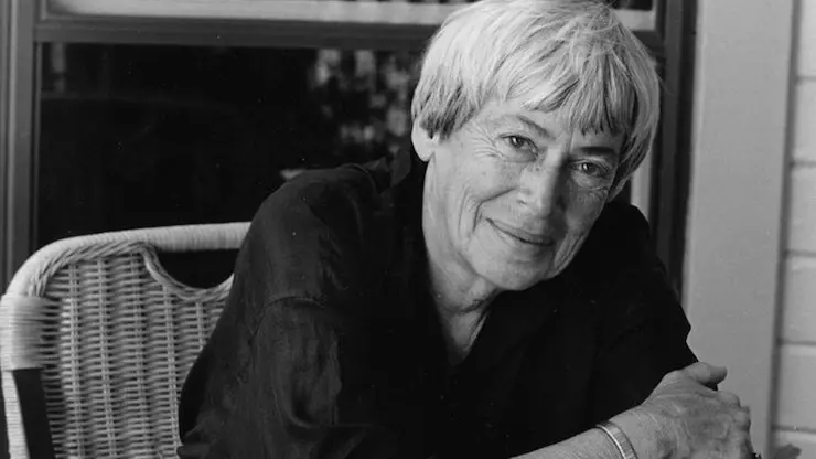 Muka konci Kecemerlangan Pinuh tina Siklus Hainish Ursula Le Guin