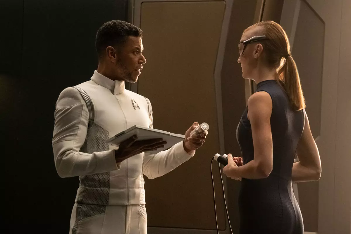 “Eres un acaparador de responsabilidades” — “No me olvides” de Star Trek: Discovery 12689_1