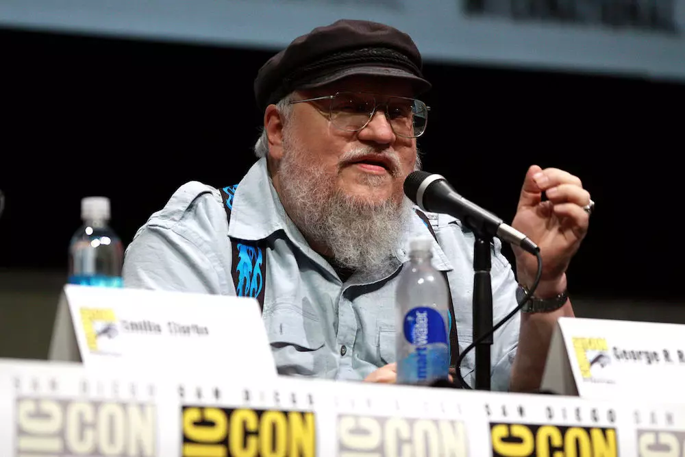 Akankah Buku George R. R. Martin Berakhir Seperti Game of Thrones? "Ya. Dan Tidak. Dan Ya.”