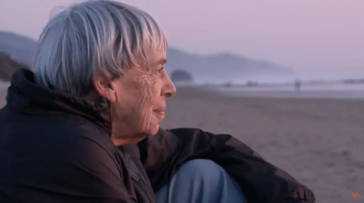 Ursula K. Le Guin dokumental eder hau PBSra dator aste honetan