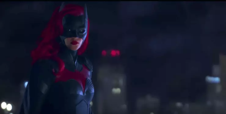 Batwoman ụgbọala na-adọkpụ