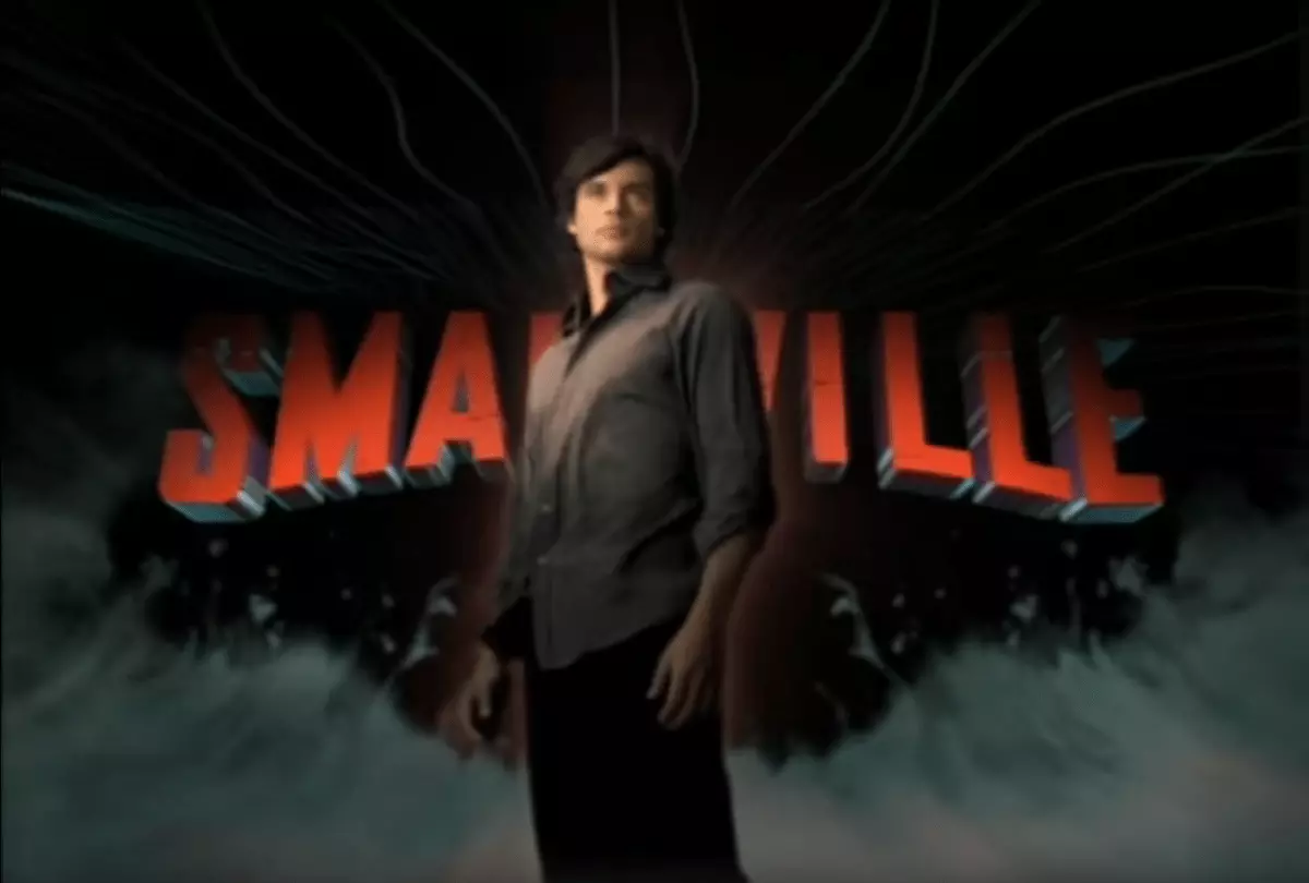 Smallville's Tom Welling om Superman wer te spyljen yn 'e Arrowverse Crossover