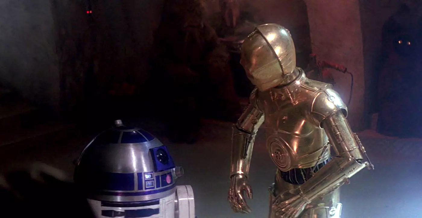 Pale ea Lerato ea R2-D2 le C-3P0 e Tla Haufi le Botle ho The Rise of Skywalker