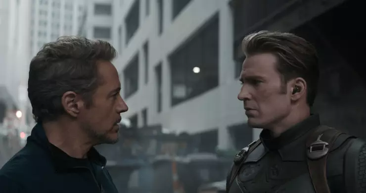 Avengers: Endgame Marvel Cinematic Universe ganjaran apa sing kudu ditindakake para pahlawan super sing pantes kanggo Tony Stark istirahat Morgan Steve Rogers Cap Peggy