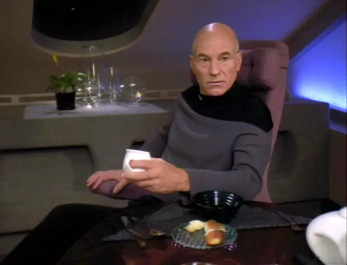 Picard có lẽ thích cà phê nhiều như vậy - Nếu không hơn - hơn Earl Grey 14341_1