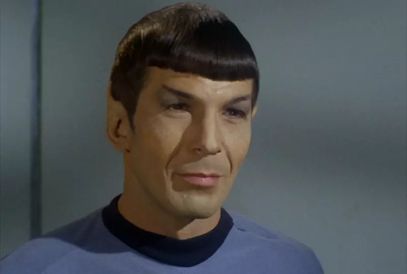 Nimoy 씨 기억하기: Spock이 한 괴짜 12세 소녀에게 의미한 것