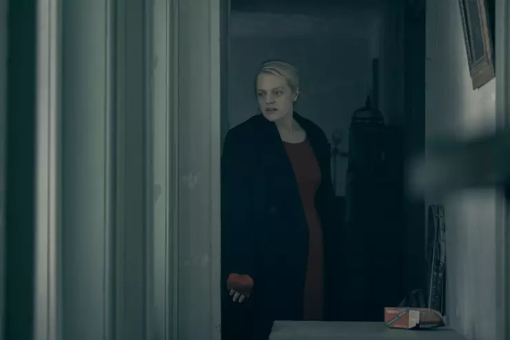 The Handmaid's Tale 211 Holly televizija prikazuje porođajnu bebu