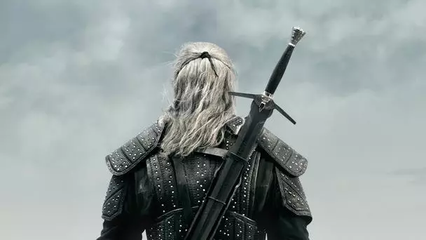 Kuinka monta miekkaa Geralt TODELLA kantaa Witcherissä?