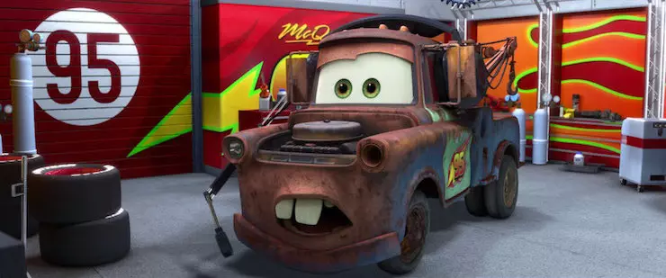 „Pixar“ pirmoji nedidelė kliūtis: automobiliai 2 15478_2