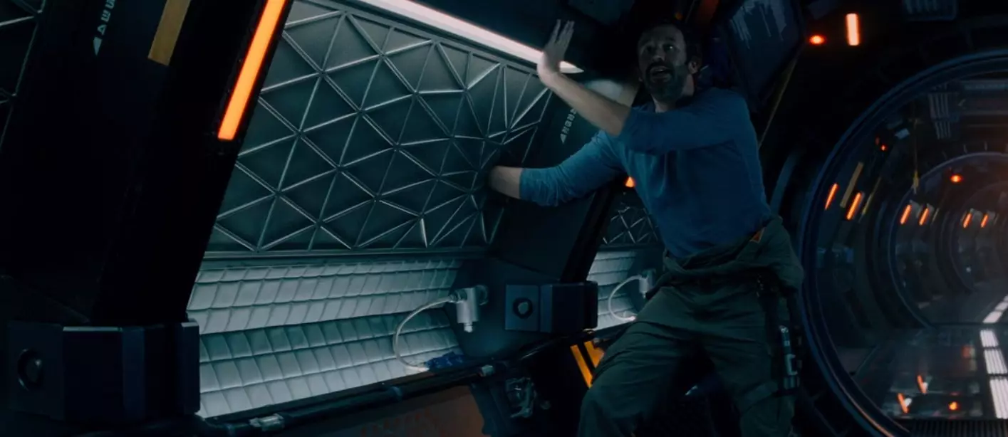 Cloverfield Paradox se snaží být dva různé filmy 15613_2