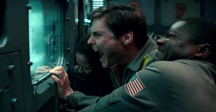 Filmová recenzia Cloverfield Paradox Netflix Cloververse