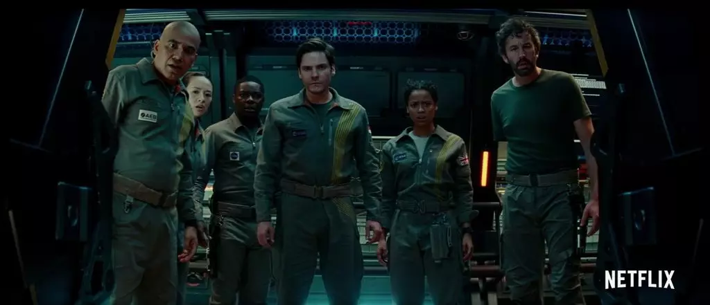 Das Cloverfield Paradox macht sich selbst rückgängig und versucht, zwei verschiedene Filme zu sein 15613_6