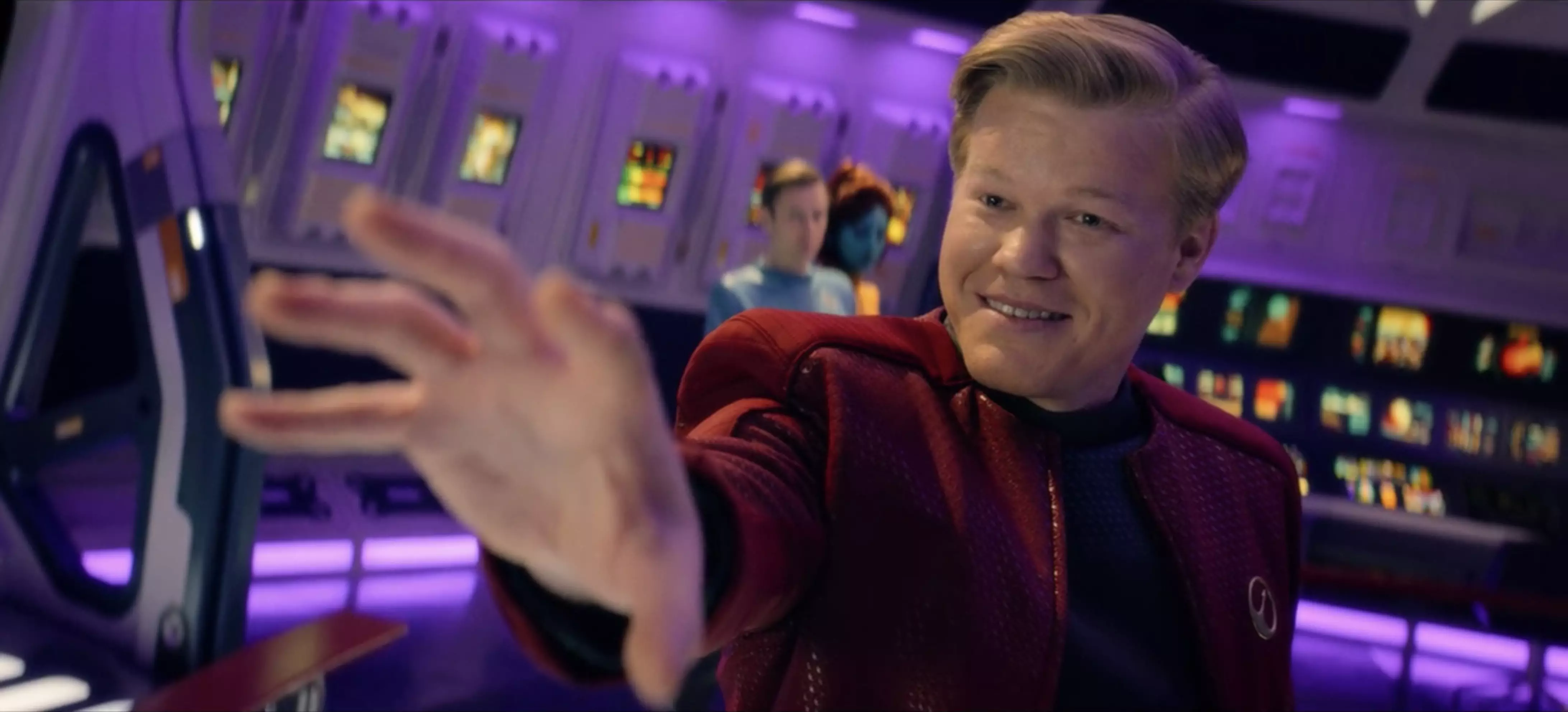 Black Mirror izmanto Star Trek Tropes, lai kritizētu vīriešu nerdu fantāzijas