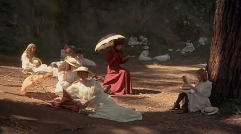 Hvernig stenst endurgerð Picnic at Hanging Rock gegn 1975 Cult Classic? 16138_1