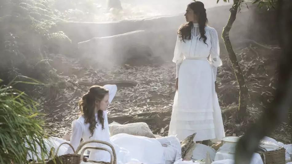 Hvordan holder nyinnspillingen av Picnic at Hanging Rock opp mot 1975 Cult Classic? 16138_3