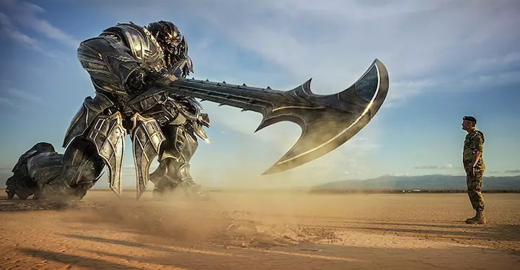 Gibuhat ni Michael Bay si Arthur Go Boom: Mga Transformer: Ang Katapusan nga Knight (2017)