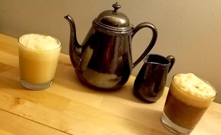 Cobalah Butterbeer Buatan Sendiri untuk Pesta Liburan Anda Berikutnya!