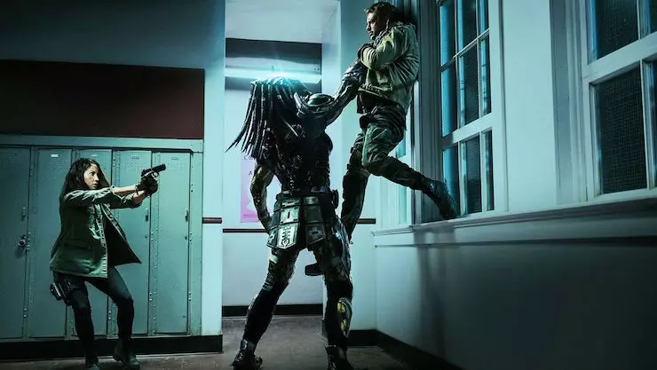 Predator Franchise'ın Kendi Kendini Alay Eden, Kendine Zarar Veren Erkekliği 16660_7