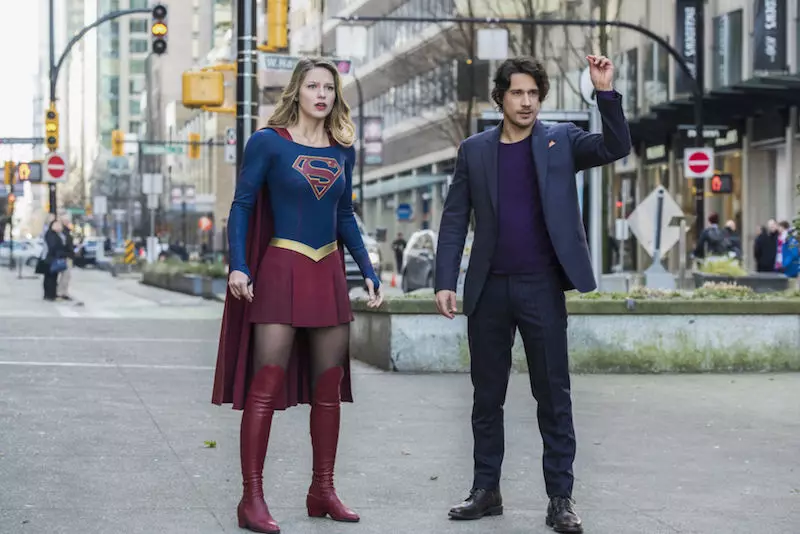 Takime të ngushta të llojit të pestë: Supergirl, “Mr. dhe zonja Mxyzptlk”