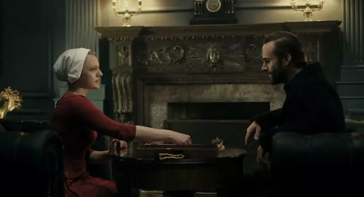 The Handmaid's Tale Isn't Just Offred's Story Anymore 17072_8