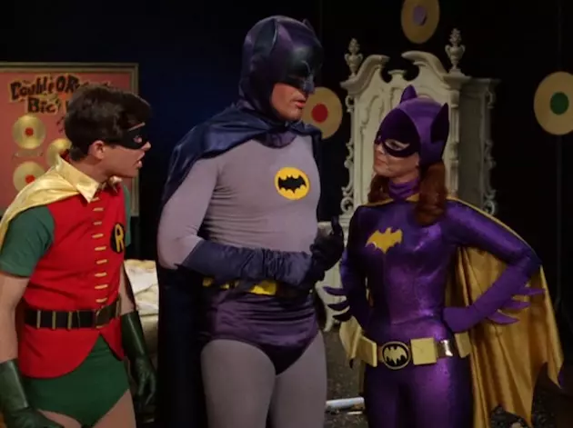 Holy Rewatch Batman! “The Funny Feline Felonies” / “The Joke’s on Catwoman” 17165_6