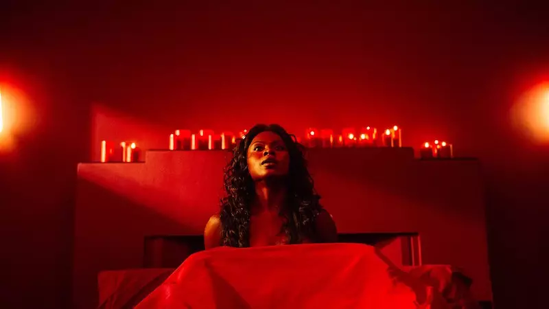 American Gods Showrunners Talk Sex; Ikxef Deities Favoriti