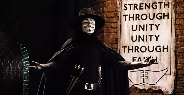 "Vox populi ၏အငွေ့အသက်" — V for Vendetta