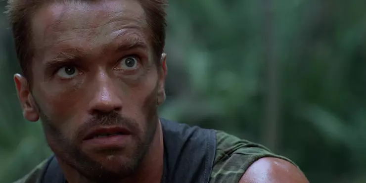 "Stick Around": En Schwarzenegger-guide for de uindviede