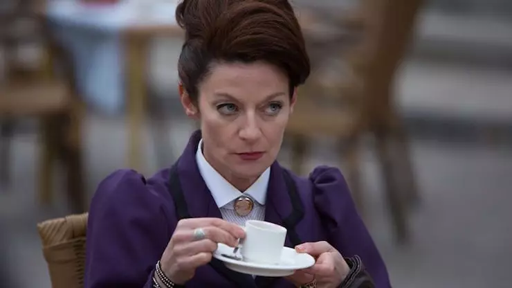 Doctor Who's Missy askoz hobea da Gaizki ari denean