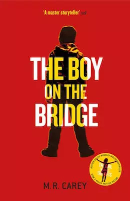 U-M.R. Carey Ufunda Isahluko Sokuqala kwethi Intombazane Enazo Zonke Izipho U-Prequel The Boy on the Bridge