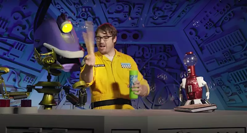 ¡Regresa Mystery Science Theatre 3000! ¿Pero es mejor que nunca?