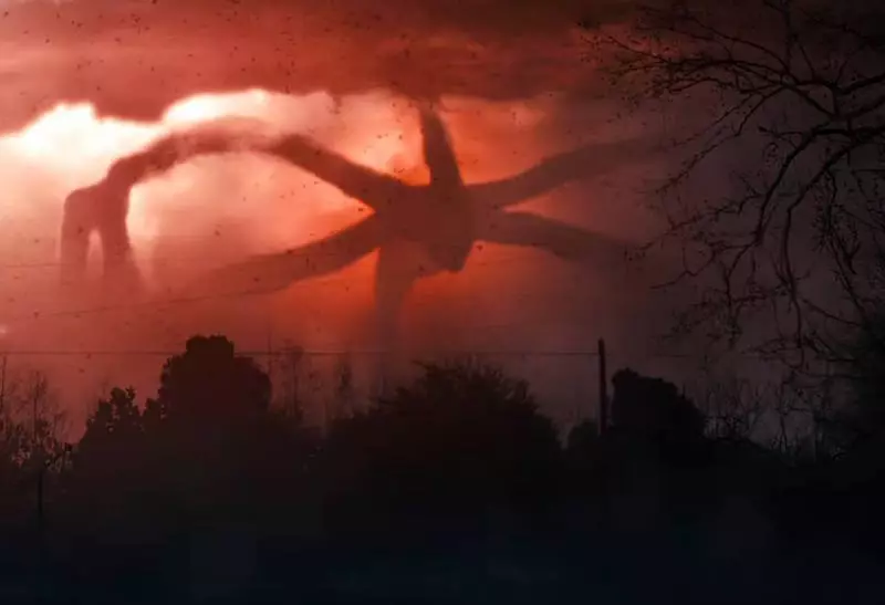 Stranger Things phần 2 còn tồn tại nhiều hơn so với người tiền nhiệm của nó