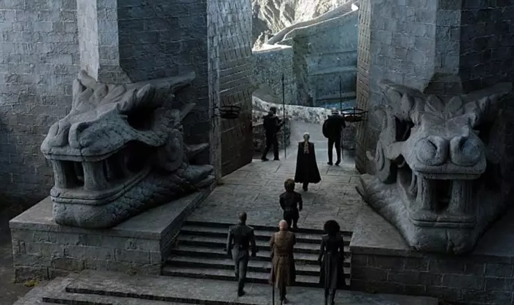 Medieval Matters: Game of Thrones uye Dambudziko neDragonstone 18158_1