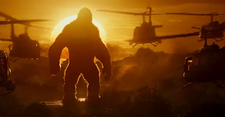 I-Kong: I-Skull Island Indaba Eyinkimbinkimbi Ngokumangalisayo Yempi Nokusinda, Futhi I-Gorilla Enkulu