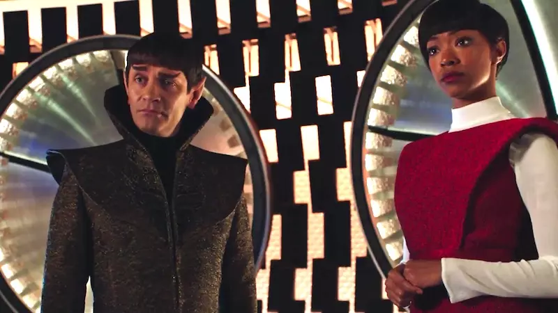 يمكننا أن نقول بأمان أن Sarek of Vulcan هو أسوأ أب من أفلام الخيال العلمي 18285_8