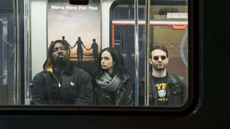 "Kto ste ľudia?" Prvé dojmy Marvel's The Defenders z epizód 1-3