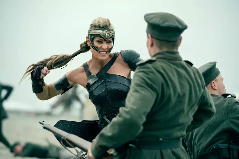 Il-Prinċipessa Buttercup Saret il-Gwerriera Ġenerali Li tħarreġ lil Wonder Woman, Il-Ħolm Kollha Issa Huwa Vijabbli